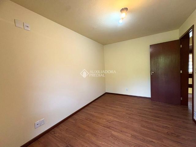 Casa em Condomínio com 4 quartos e 490m² para alugar em Rio Tavares, Florianópolis