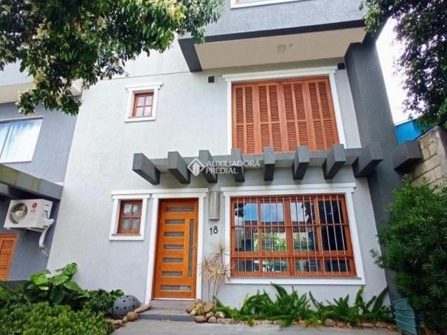 Casa em condomínio com 4 quartos no bairro Belém Velho