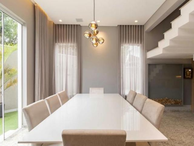 Casa de 4 quartos à Venda no residencial Green Life | Uberaba Curitiba