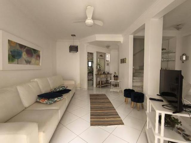 Casa em condominio com 4 quartos | Oportunidade na Riviera