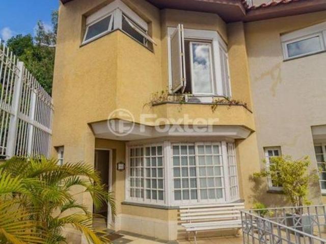Casa em condomínio com 4 quartos próximo ao Iguatemi