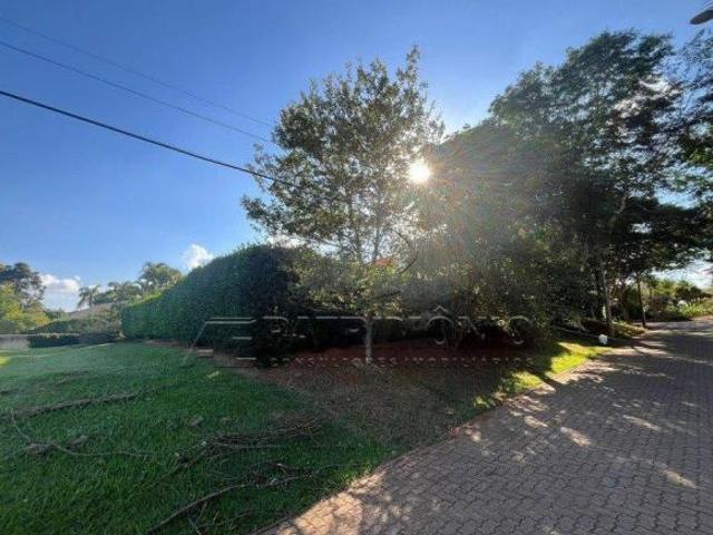 CASA EM CONDOMINIO COM 4 QUARTOS SENDO 2 SUITES VIVENDAS DO LAGO