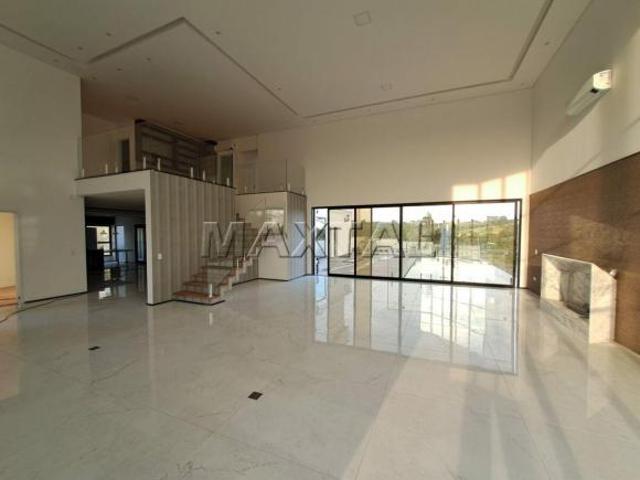 Casa em Condomínio com 500m², 5 suítes, 7 Vagas na Região de Sorocaba