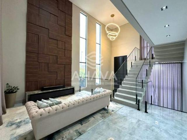 Casa em condomínio com 5 Quartos sendo 2 Suítes à Venda, 530m², Alphaville