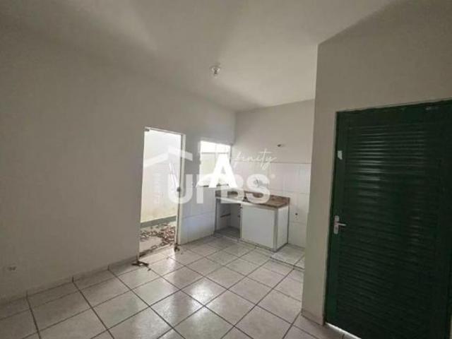 Casa em Condomínio com 66,9m² à venda no Jardim das Palmeiras