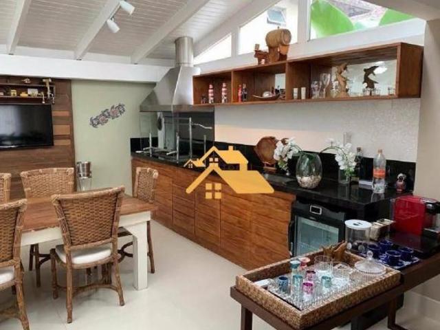 Casa em Condomínio Completo | 3 Suítes | Espaço Gourmet | Lazer e Segurança