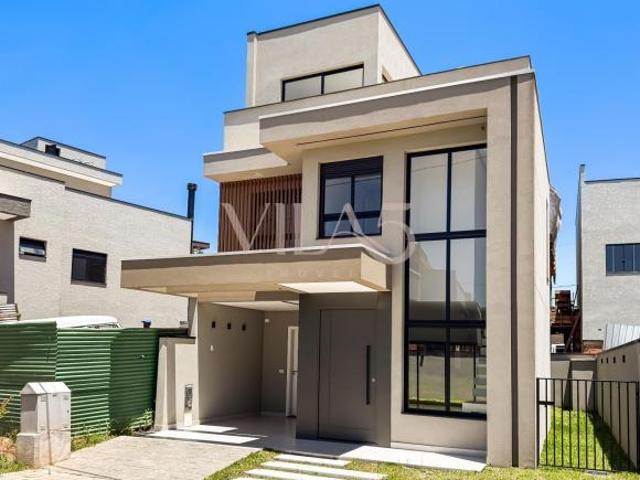 Casa em Condomínio Completo com 3 Quartos e 1 suíte no Santa Cândida
