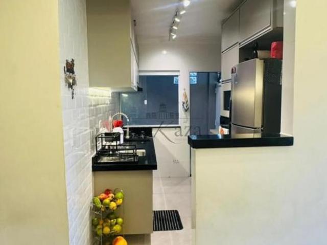 Casa em Condomínio Condomínio Esplanada Nobre Cidade Salvador Jacareí 3 Dormitórios 110m²