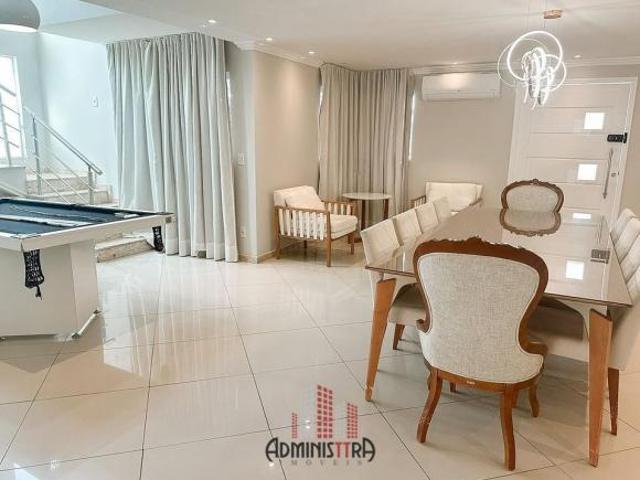 Casa em condomínio Condomínio Ibiti Royal Park Cond Ibiti Royal Park