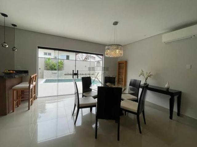 Casa em Condomínio Condomínio Recanto da Serra Urbanova 3 Dormitórios 244m²