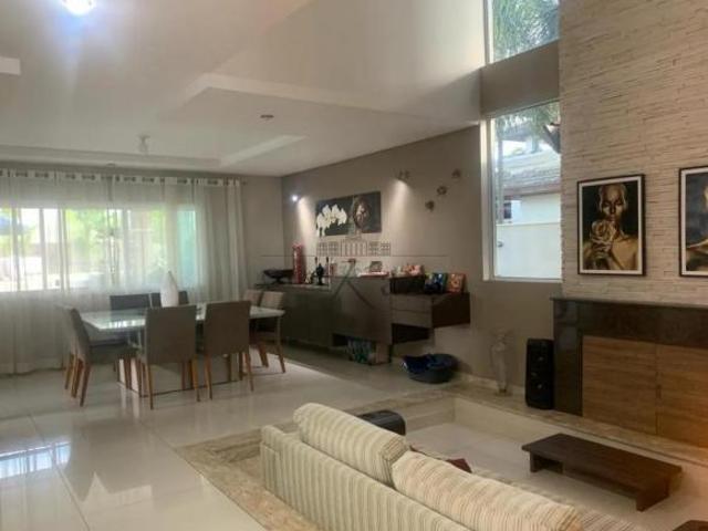 Casa em Condomínio Condomínio Residencial Mirante do Vale 4 Dormitórios 400m²