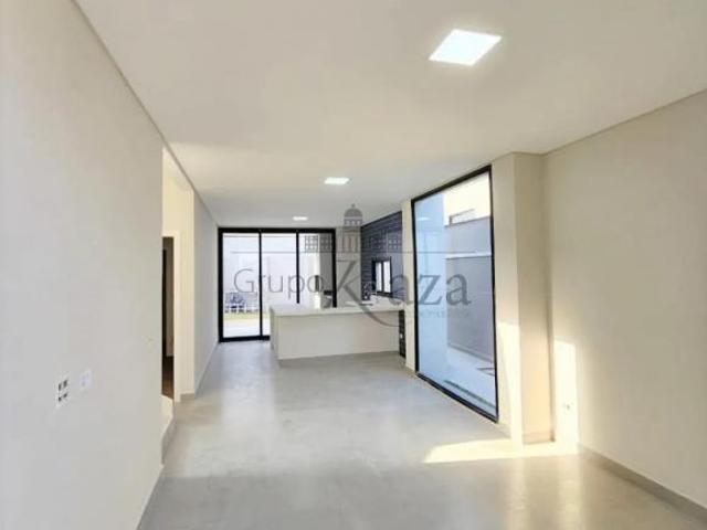 Casa em Condomínio Caçapava Condomínio Reserva do Vale 3 Dormitórios 150m²