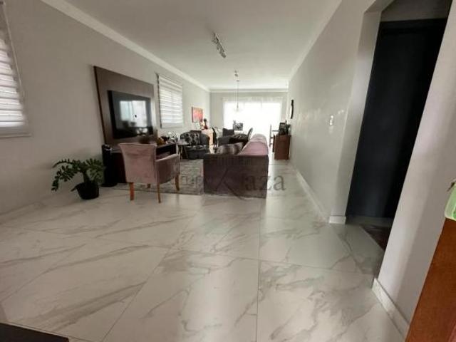 Casa em Condomínio Caçapava Condomínio Reserva do Vale 2 Dormitórios 160m²