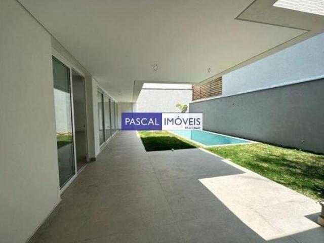 Casa em condomínio Campo Belo 4 suítes 4 vagas
