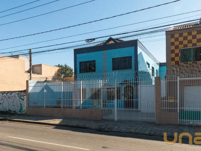 Casa em Condomínio Capão Da Imbuia 270m²