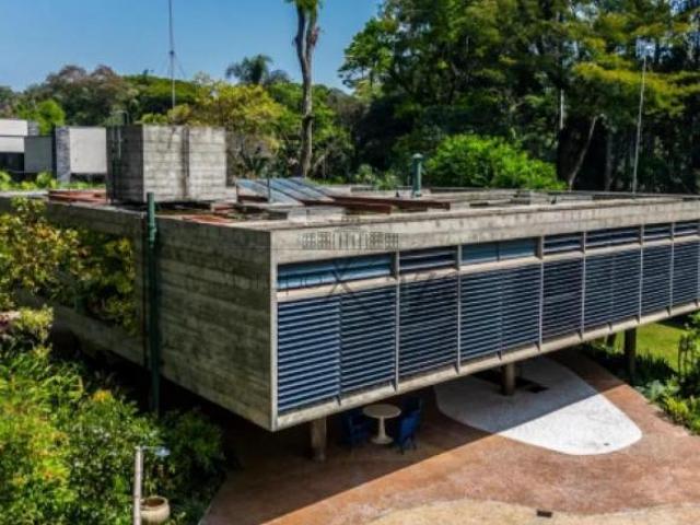 Casa em Condomínio Chácara Flora 4 Dormitórios 500m²