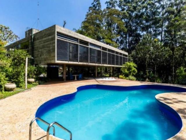 Casa em Condomínio Chácara Flora 4 Dormitórios 500m²