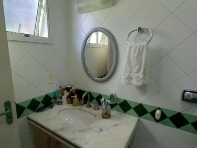 Casa em condomínio Chacara Sonia com piscina e suíte