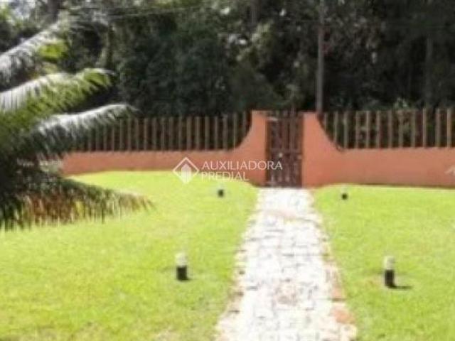 Casa em Condomínio Chácaras Cataguá