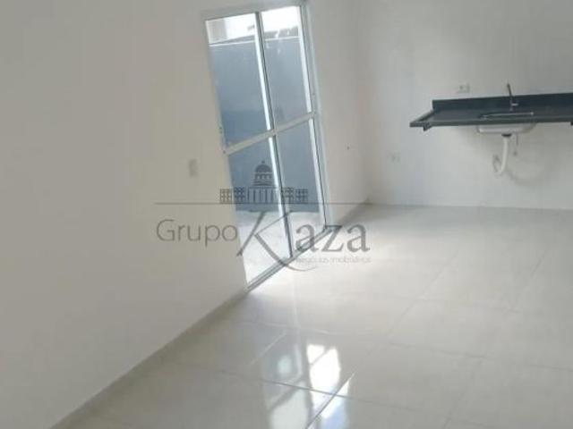 Casa em Condomínio Chácaras Araújo I Condomínio Barra do Piraí 2 Dormitórios 54m²