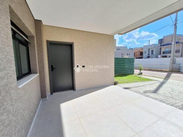 Casa em Condomínio Clube, 116 metros privativos, 3 suítes e 2 vagas