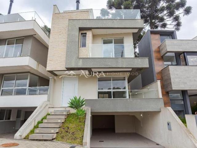 Casa em condomínio clube com 211 m², 3 quartos sendo 1 suíte à venda no bairro Santa Cândida