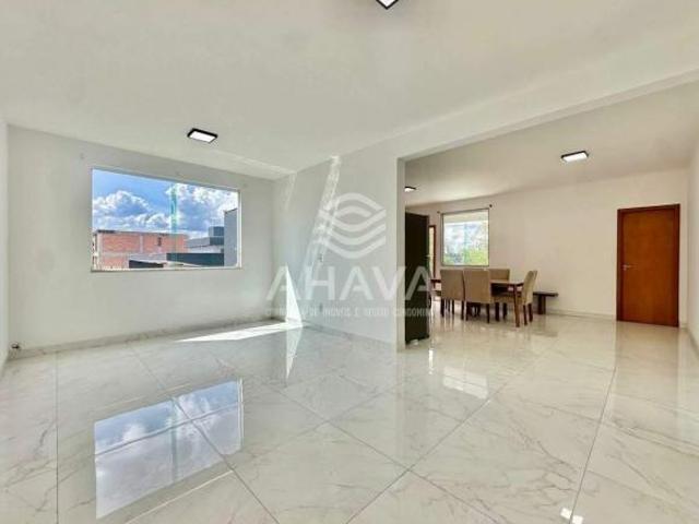 Casa em Condomínio à Venda, 405m², Villas Park I, Vespasiano, próximo da MG 010