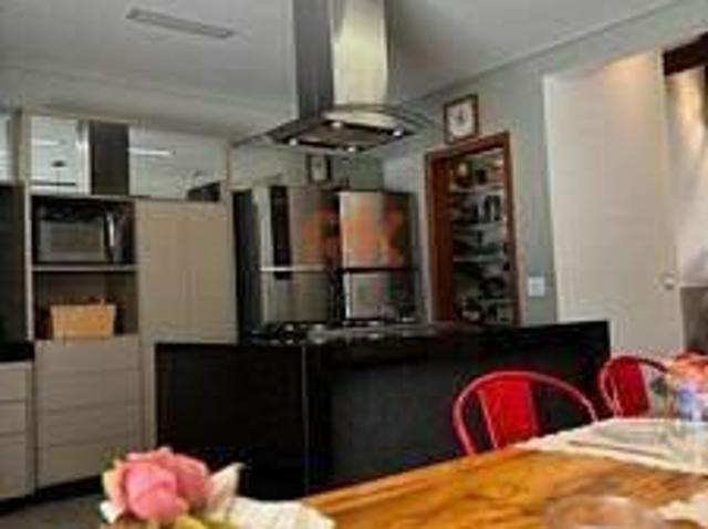 Casa em condomínio à venda, 4 quartos, 1 suíte, 6 vagas, Portal Do Sol Contagem/MG