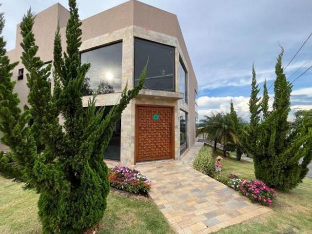 Casa em Condomínio à venda, 4 quartos, 2 suítes, 8 vagas, Condomínio Gran Park Vespasiano/MG