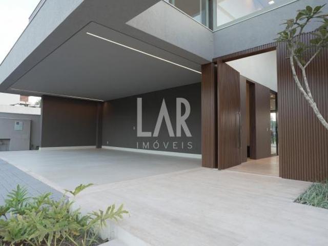 Casa em Condomínio à venda, 4 quartos, 4 suítes, 3 vagas, Alphaville Lagoa dos Ingleses Nova Lima/