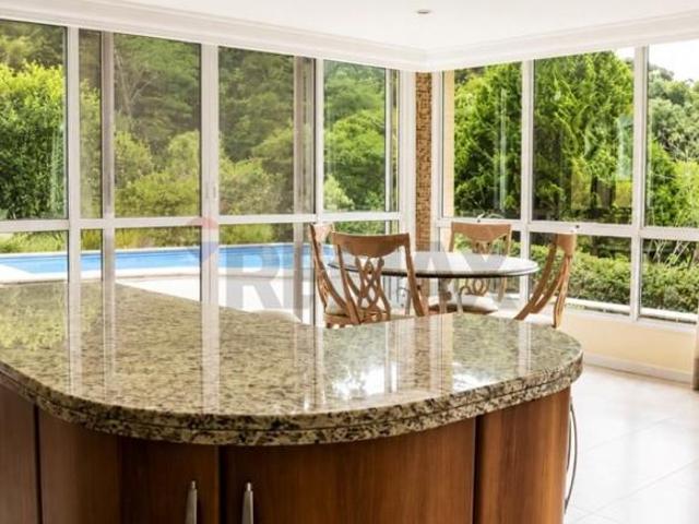 Casa em Condomínio à Venda, 4 Quartos com Garagem PR Pinhais Alphaville Graciosa, 470m