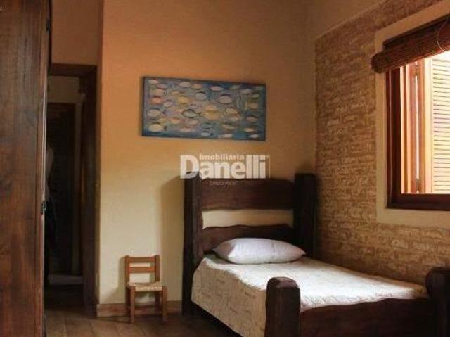 Casa em Condomínio à venda, 5 quartos, 2 suítes, 3 vagas, Condomínio Village Taubaté Taubaté/SP