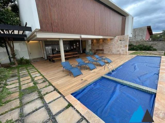 Casa em condomínio à venda, 5 quartos, 5 suítes, 8 vagas, Setor de Mansões do Lago Norte Brasília/