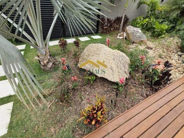 CASA EM CONDOMÍNIO À VENDA 5 SUÍTES COND. SAINT PATRICK SOROCABA SP