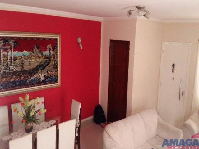 Casa em condomínio a venda
