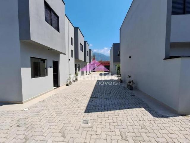 Casa em condomínio à venda, 73m² R$ 375.000,00 Capricórnio, Caraguatatuba, SP