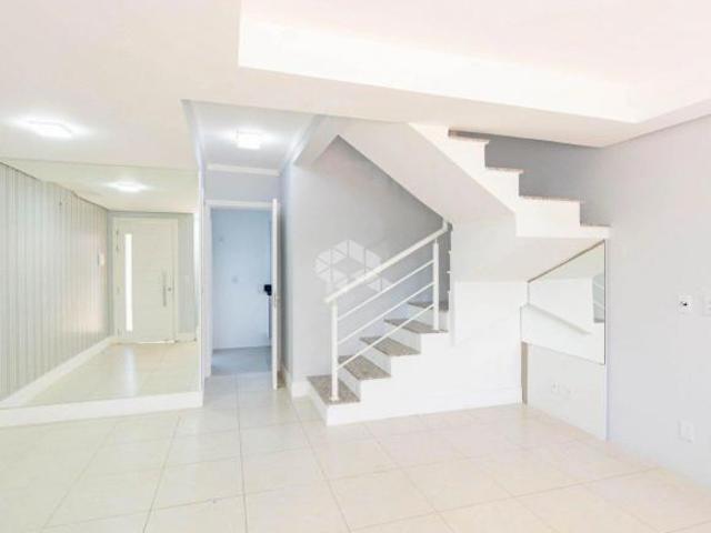 Casa em condomínio à venda | 117m² privativos | 3 dormitórios 1 suíte | 2 vagas | Churrasqueira |
