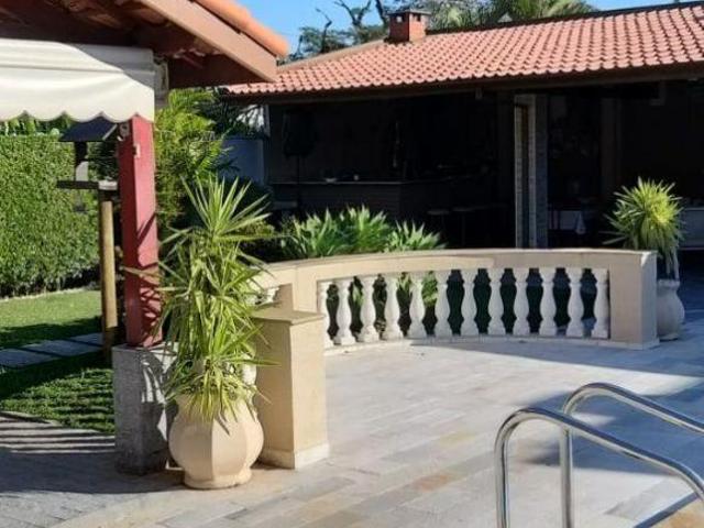 Casa em condomínio a venda