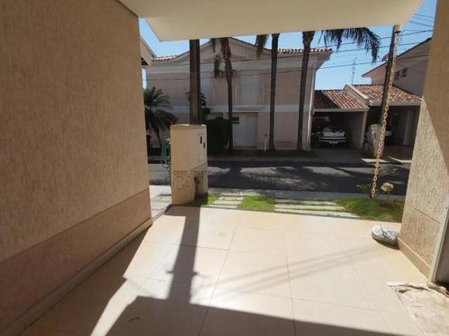 Casa em Condomínio à Venda 3 Dormitórios, Área Gourmet e Spa