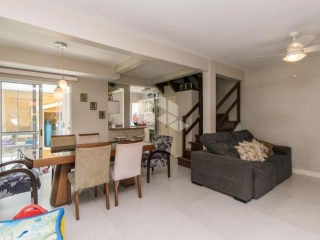 Casa em condomínio a venda 3 dormitórios com suíte e duas vagas em condomínio com toda infra