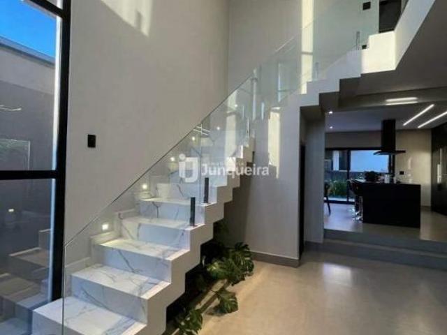 Casa em Condomínio à venda, 3 quartos, 3 suítes, 4 vagas, Villa D&apos áquila Piracicaba/SP