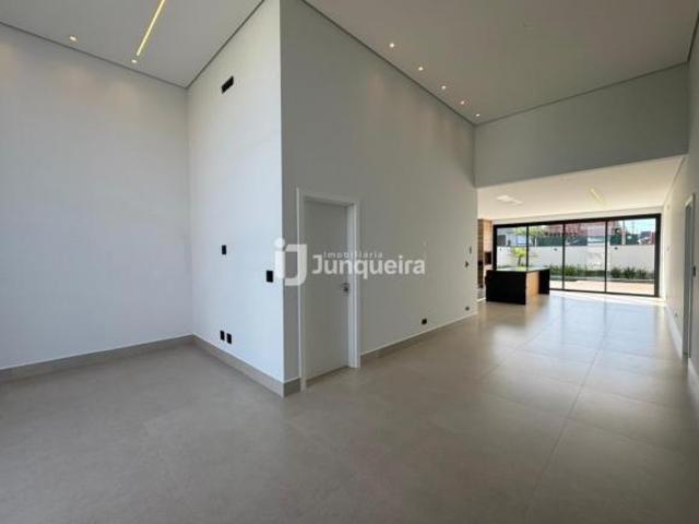 Casa em Condomínio à venda, 3 quartos, 3 suítes, 4 vagas, Parque Residencial Damha II Piracicaba/S