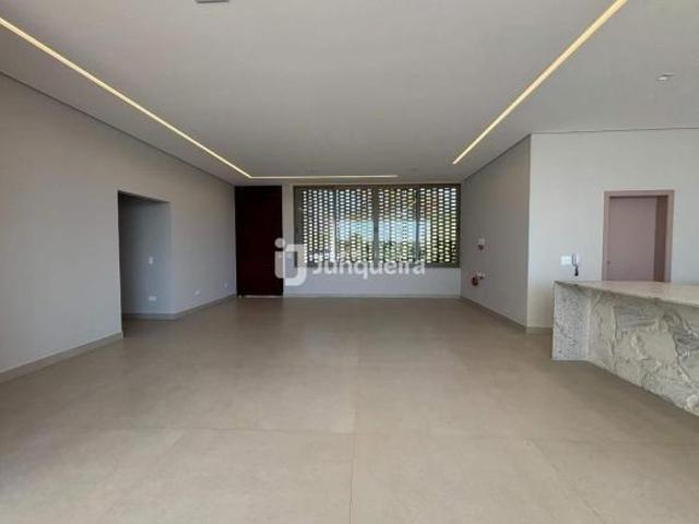 Casa em Condomínio à venda, 3 quartos, 3 suítes, 4 vagas, Residencial Terras de Ártemis Ártemis
