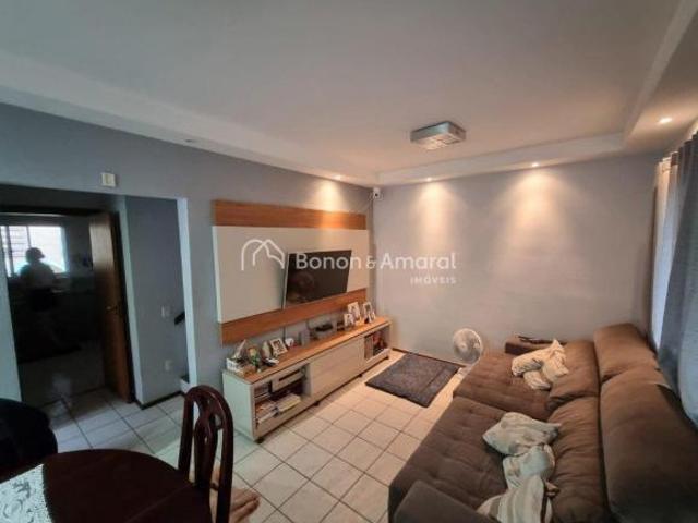 Casa em condomínio à venda, 3 quartos, 117m²