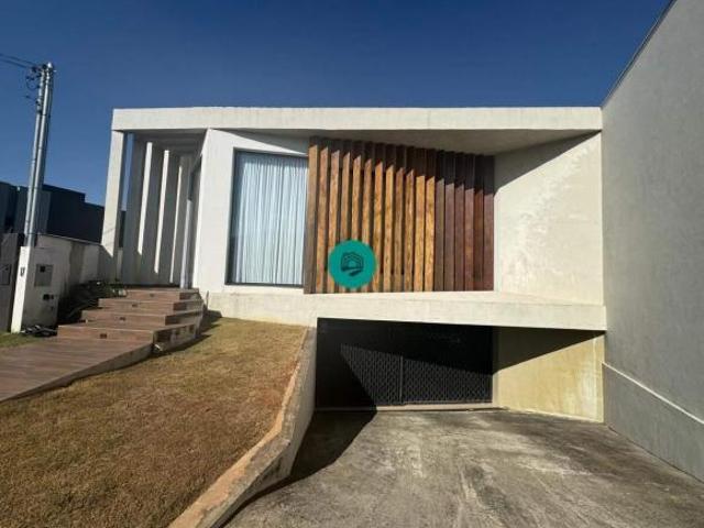 Casa em Condomínio à venda, 3 quartos, 1 suíte, 10 vagas, Rosa dos Ventos Vespasiano/MG
