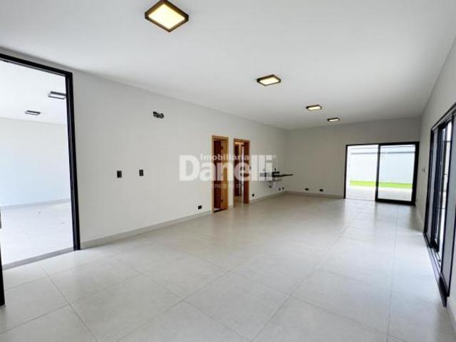 Casa em Condomínio à venda, 3 quartos, 1 suíte, 2 vagas, Areao Taubaté/SP