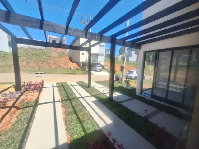 Casa em Condomínio à venda, 3 quartos, 1 suíte, Condomínio Green Caminho Do Meio Viamão/RS