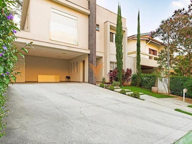 Casa em condomínio à Venda, Alphaville, Santana de Parnaíba, SP 4 suítes, 4 vagas, 280 m²