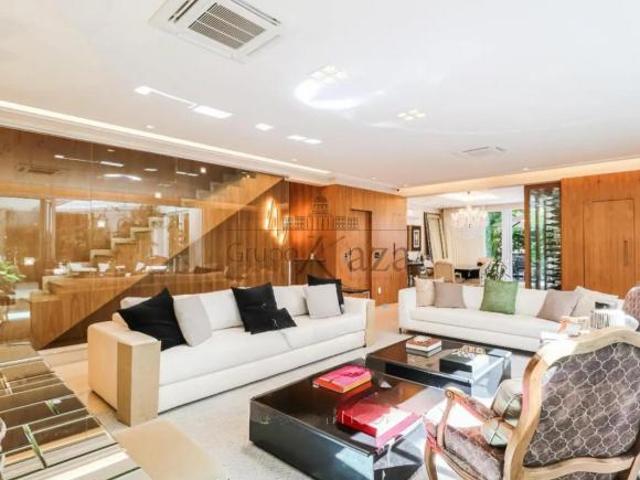 Casa em Condomínio à Venda Alto de Pinheiros 4 Quartos suítes