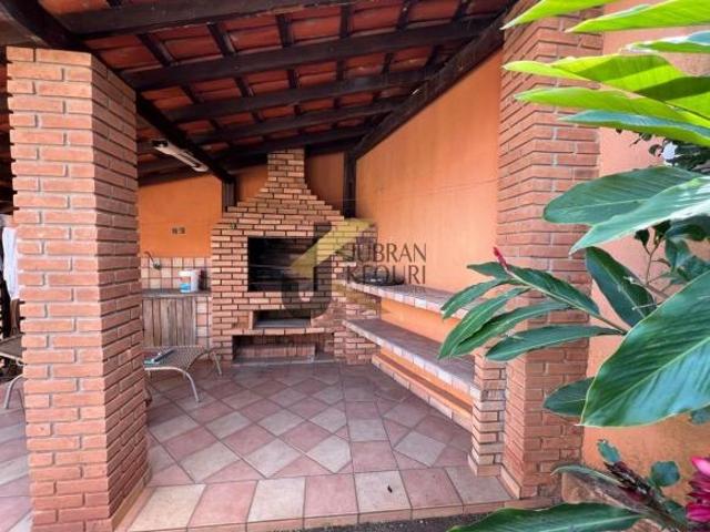 Casa em Condomínio à Venda, Bairro das Palmeiras, Campinas SP. Com 4 dormitórios sendo 2 suítes, 3 s